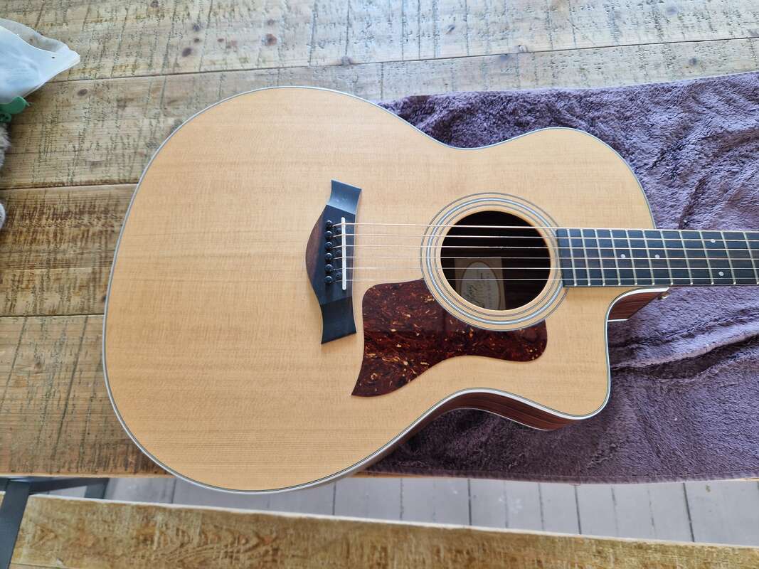 Taylor 214 ce d’occasion - Zikinf